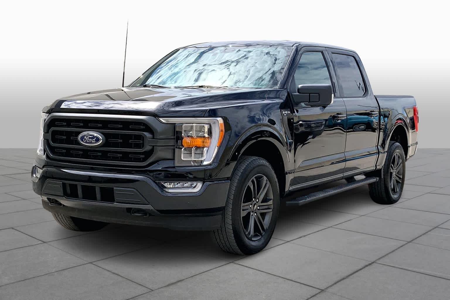 Pre-Owned 2022 Ford F-150 XLT 4WD SuperCrew 5.5 Box Crew Cab Pickup in ...