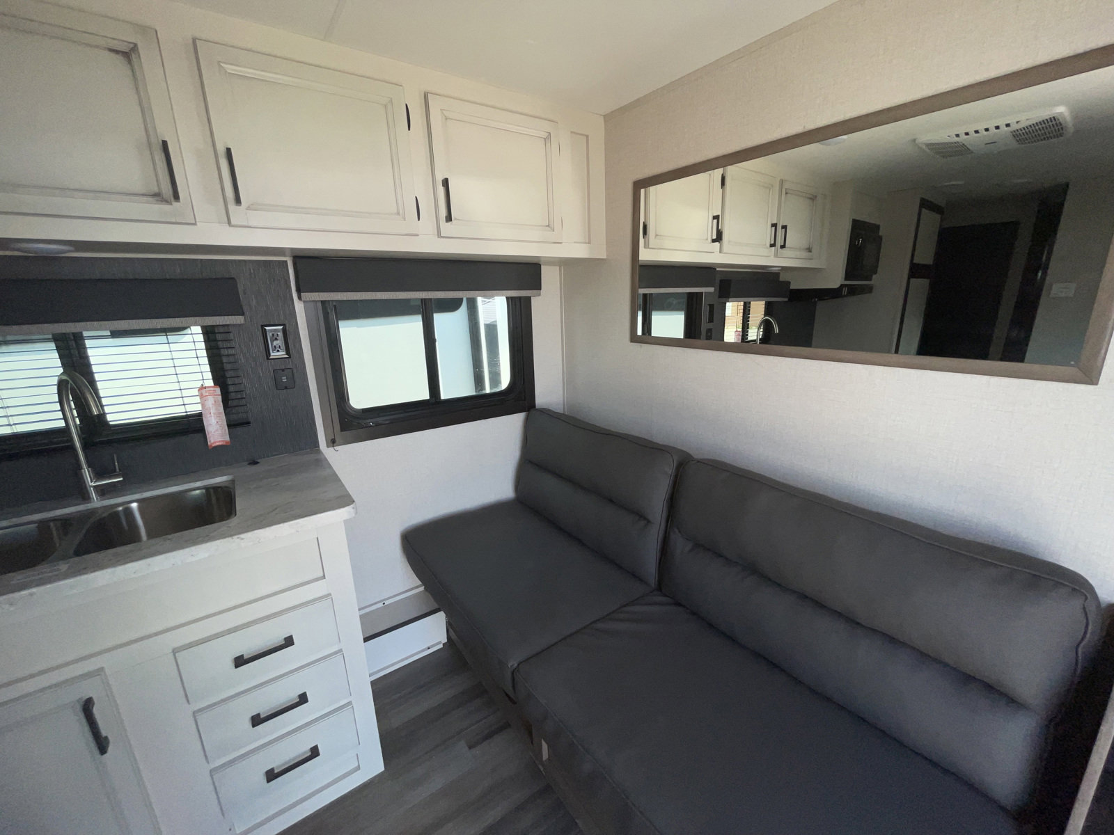 Pre-Owned 2022 Highland Ridge OPEN RANGE CONVENTIONAL 26BH for Sale # ...