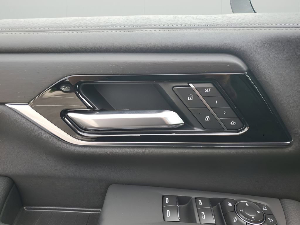 New 2026 GMC Yukon Denali SUV in Austin #TR184522 | Covert Bee Cave