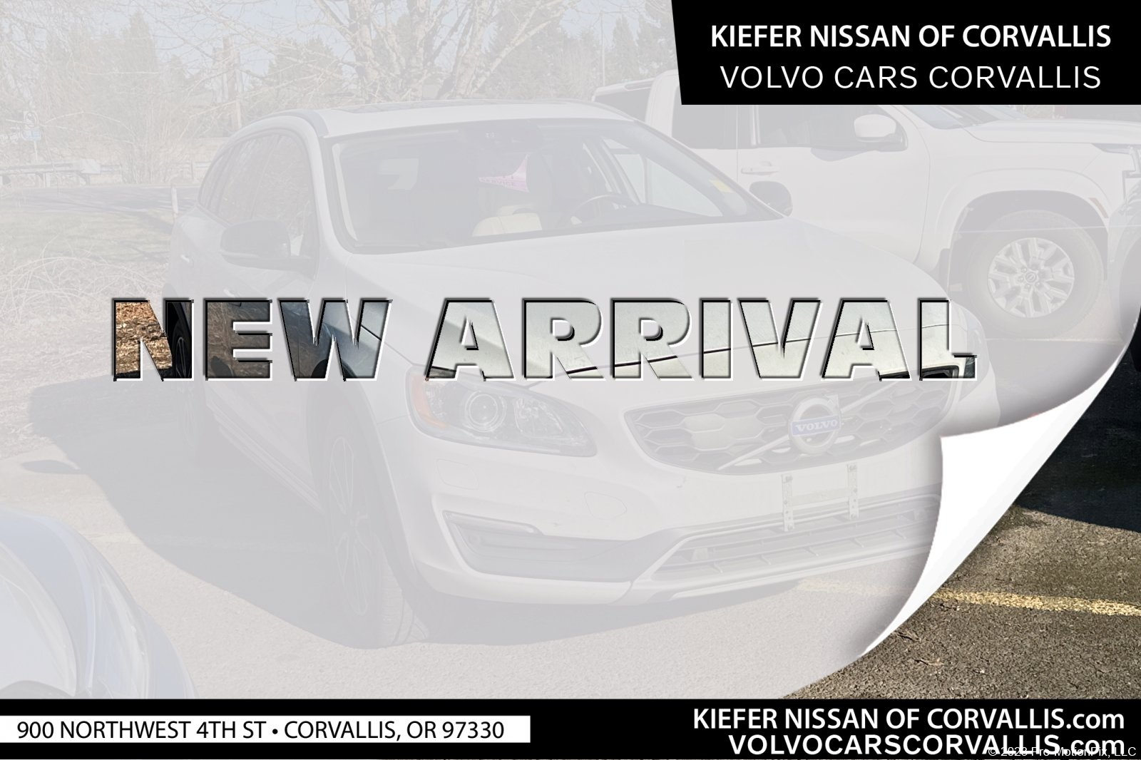 Pre-Owned 2015 Volvo V60 Cross Country T5 Platinum Station Wagon in ...