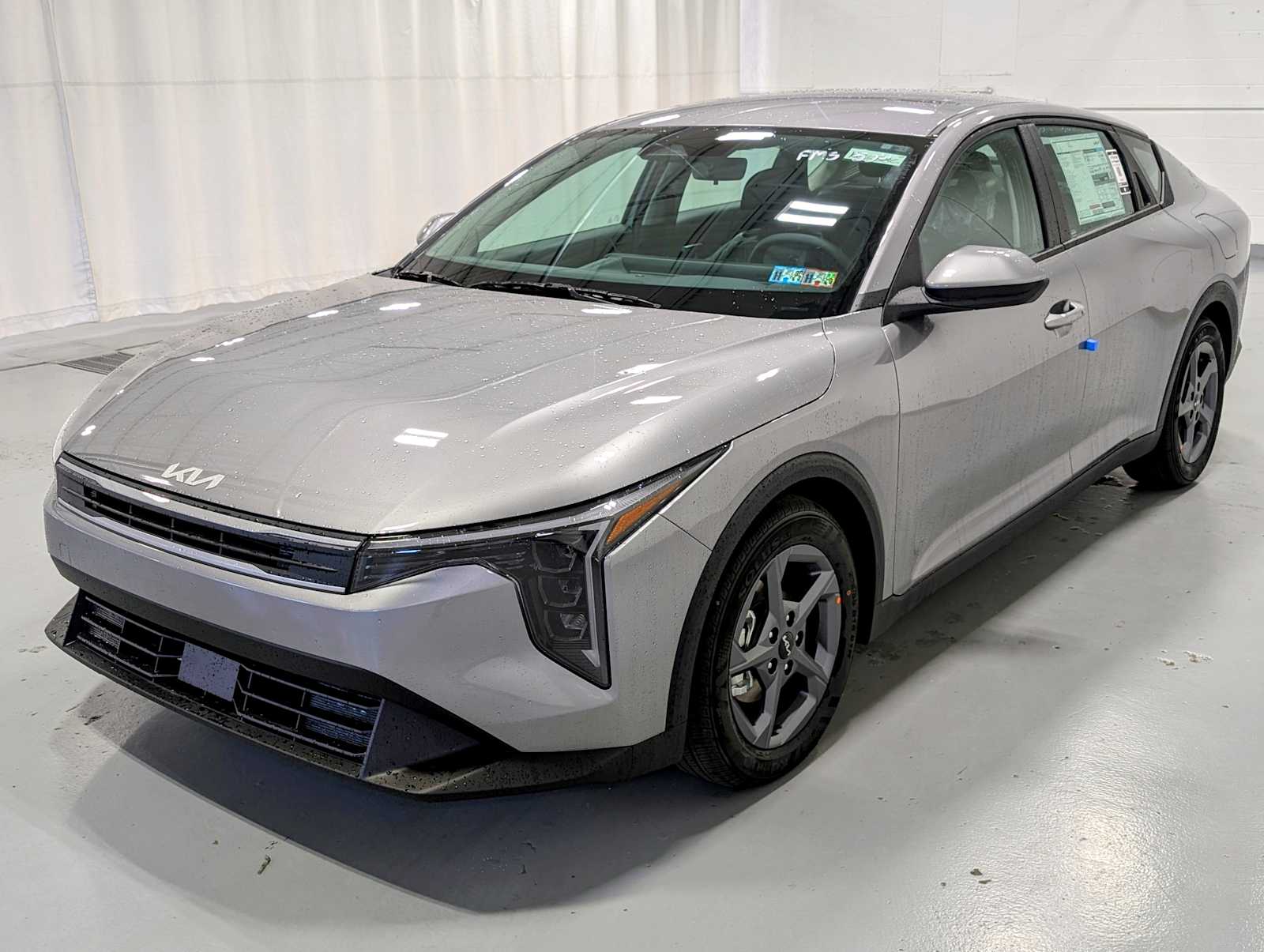 New 2025 Kia K4 LXS in Steel Gray | Greensburg, PA | #K06886