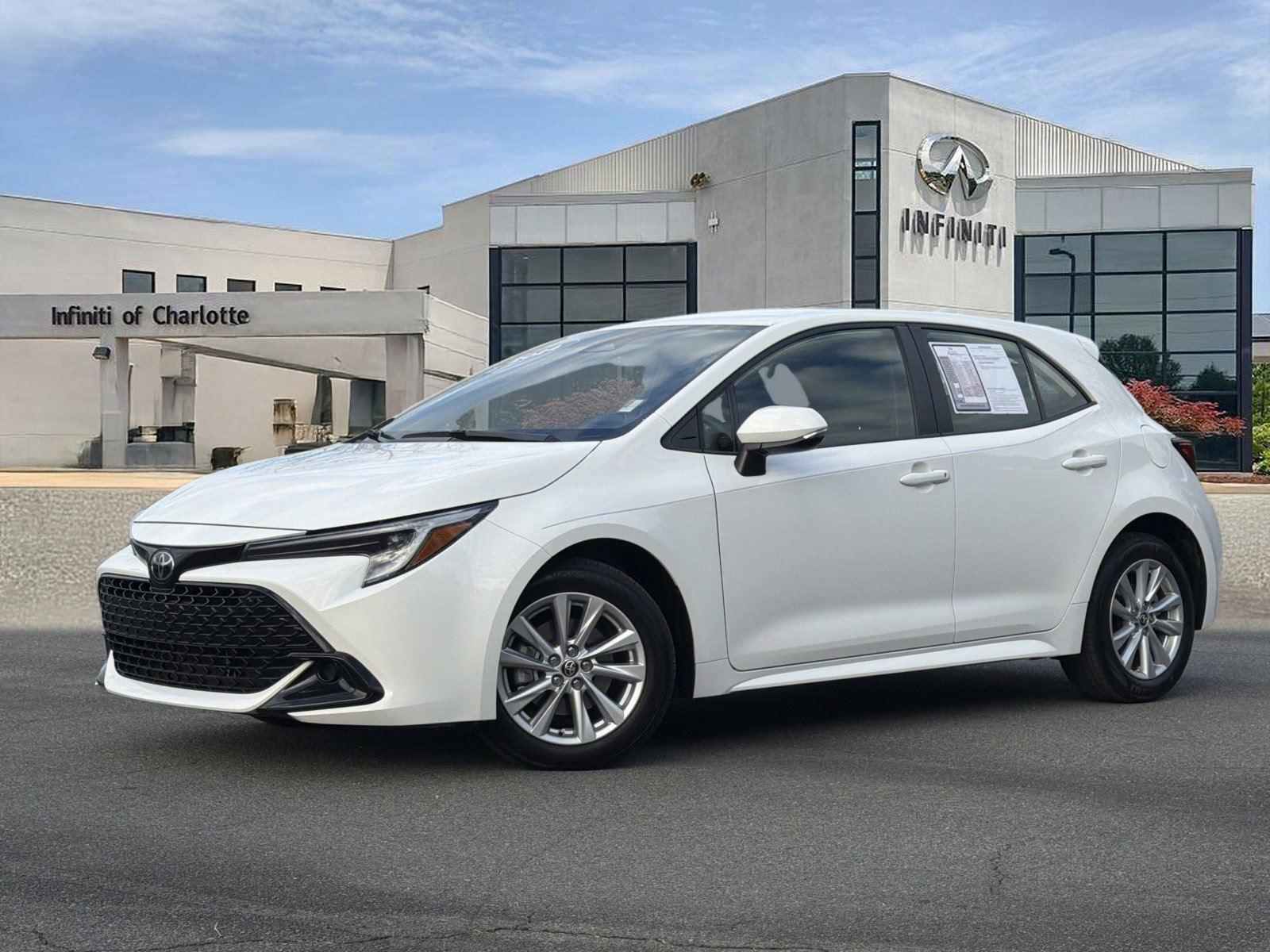 Pre-Owned 2024 Toyota Corolla Hatchback SE Hatchback in Bowling Green # ...