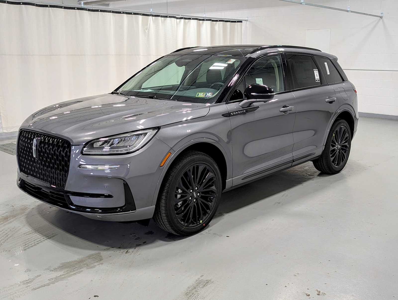 New 2025 Lincoln Corsair Premiere in Asher Gray Metallic Clearcoat ...