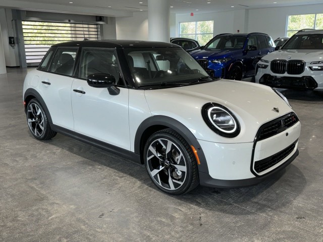 New 2025 MINI Hardtop 4 Door FWD Iconic in Wesley Chapel #2W52658 ...