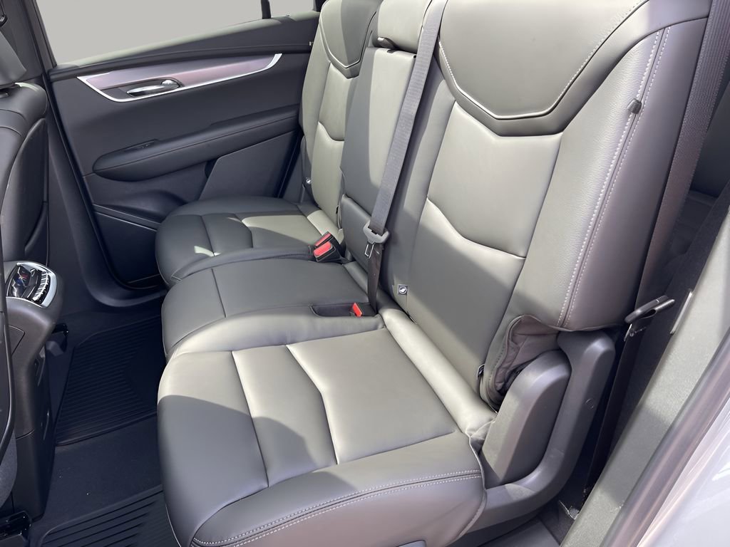 New 2025 Cadillac XT6 Luxury SUV in Austin #SZ124255 | Covert Cadillac Bee Cave