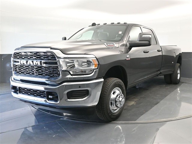 New 2024 Ram 3500 Tradesman 4D Crew Cab in Oklahoma #240619 | Patriot Auto Group