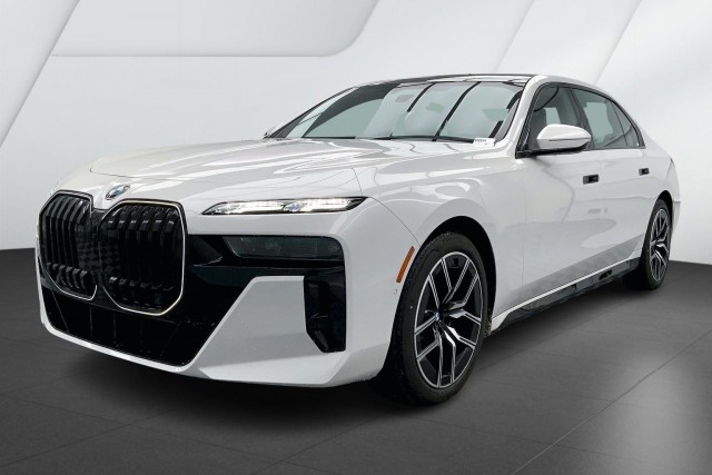 2025 BMW 7 Series 760i xDrive Sedan in Omaha #X02919 | BMW of Omaha