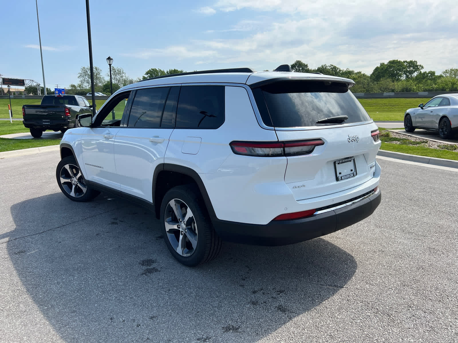 New 2025 Jeep Grand Cherokee L Limited Utility in Merriam #J250463 | Reed Jeep Chrysler Dodge ...