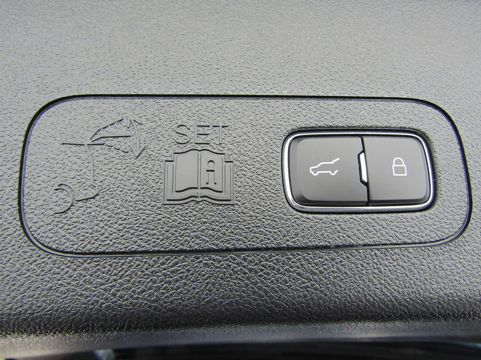 Pre-Owned 2021 Lincoln Aviator Reserve 4 Door SUV in Racine #7745 ...