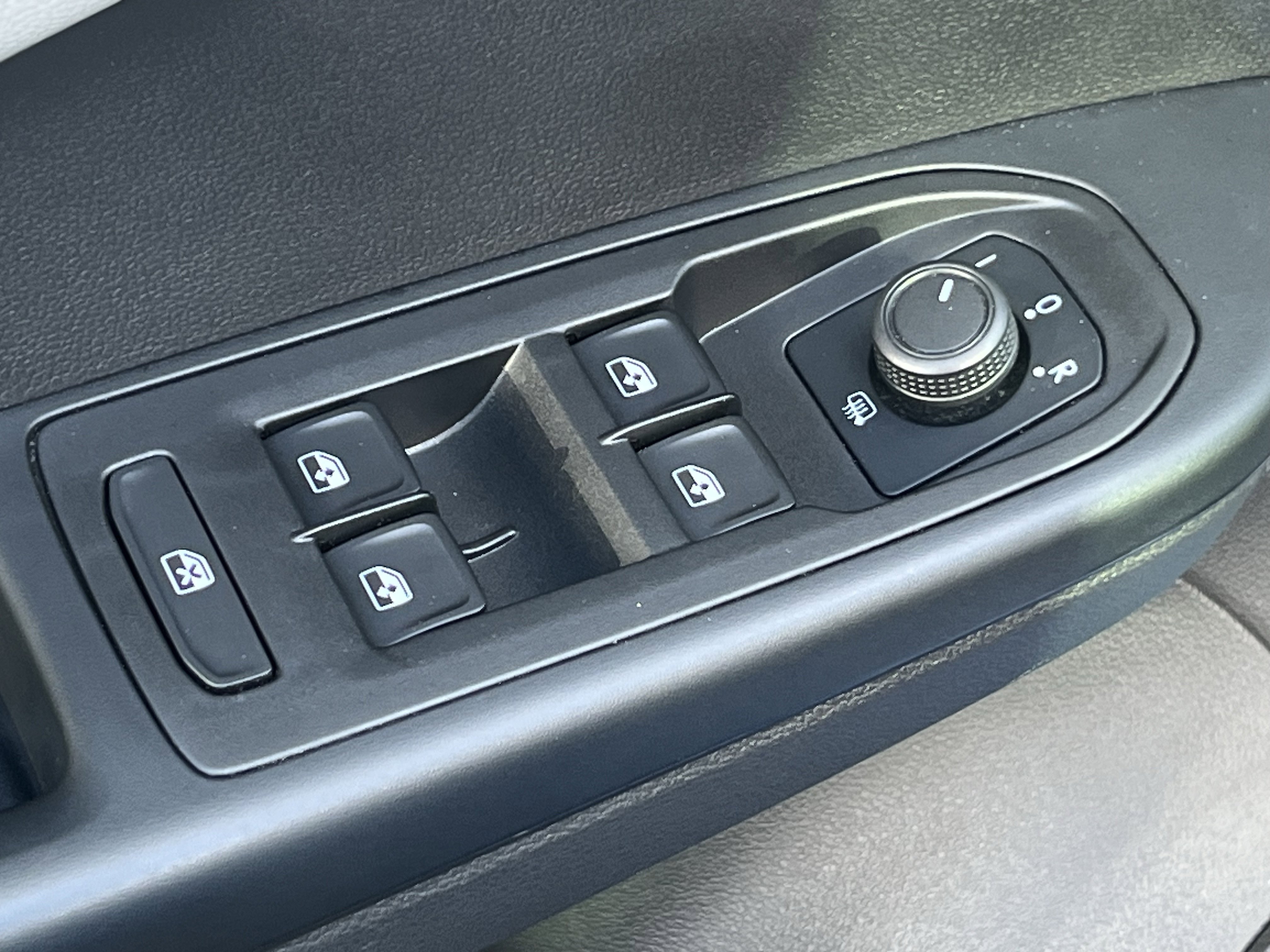 Pre-Owned 2022 Volkswagen Taos 1.5T SE 4D Sport Utility in Muncy #NU8761 | Blaise Alexander Nissan