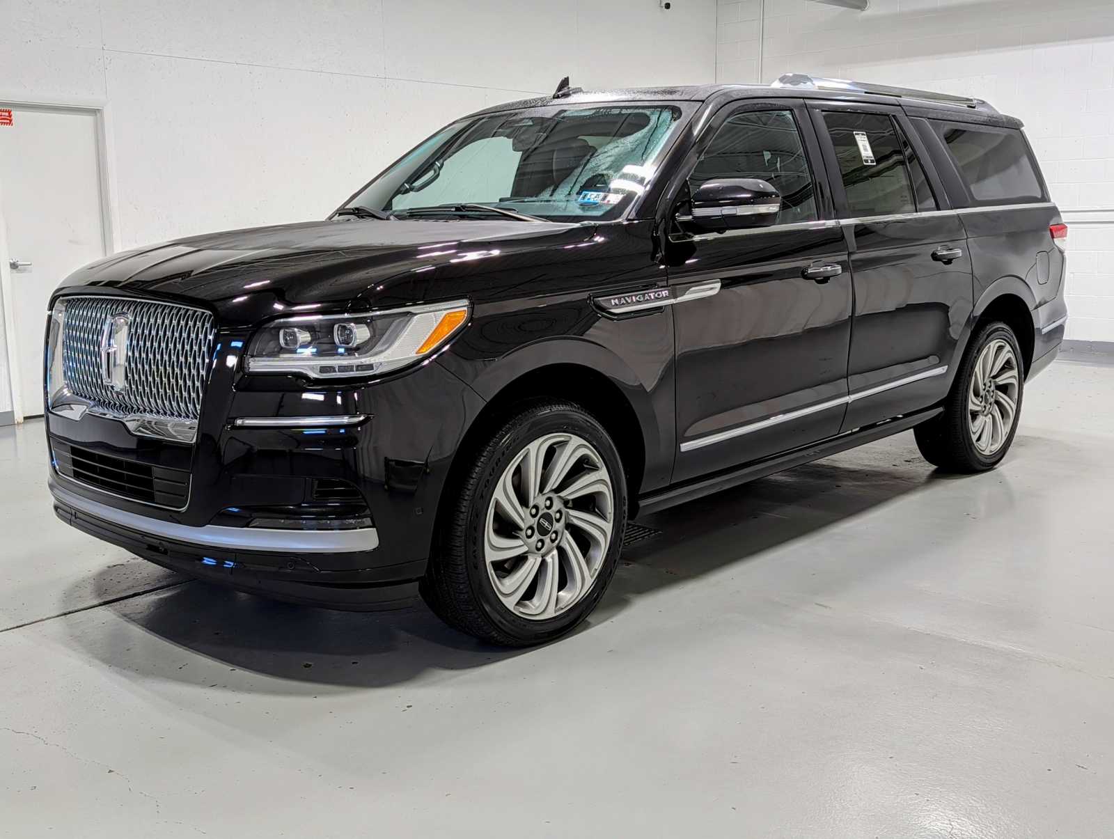 Pre-Owned 2022 Lincoln Navigator L Reserve Sport Utility in Greensburg ...