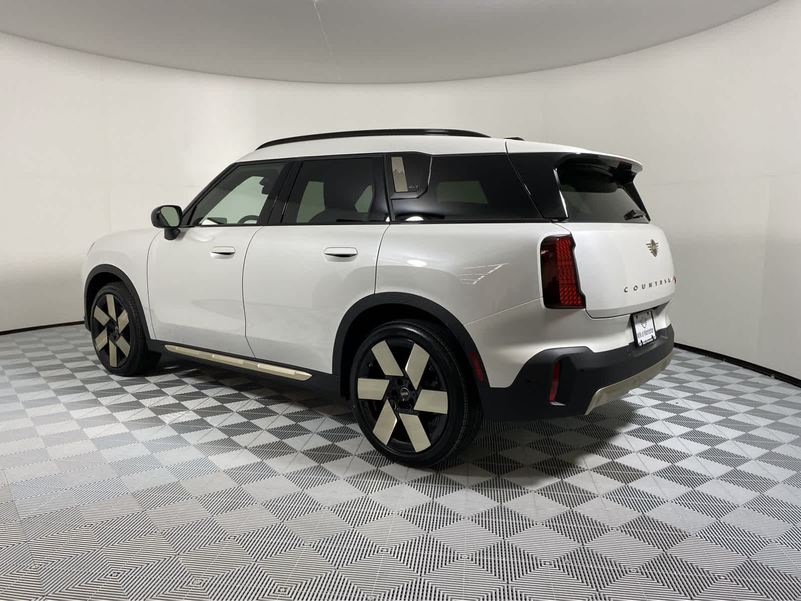 New 2025 MINI Countryman AWD Iconic in New York #C250006 | MINI of ...