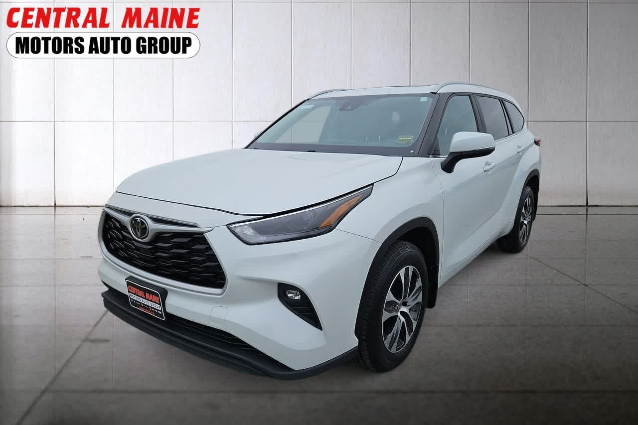Pre-Owned 2023 Toyota Highlander XLE in Waterville #ST0419A | Central ...