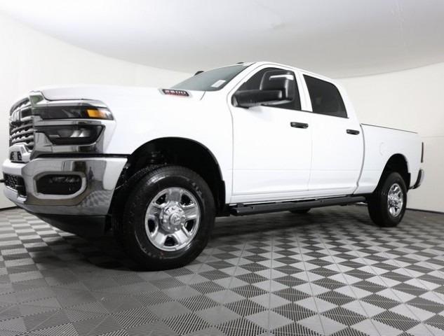 New 2025 RAM 2500 Tradesman Crew Cab in Oklahoma City #SG553771 | Bob ...