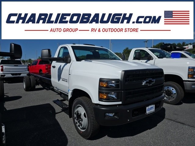 New 2024 Chevrolet Silverado 6500 HD Work Truck Regular Cab in Staunton ...