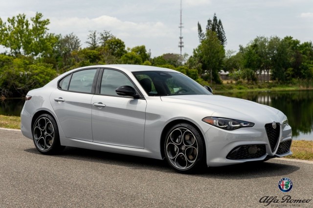 New 2025 Alfa Romeo Giulia Base Sedan in Orlando #690562 | Alfa Romeo of Central Florida