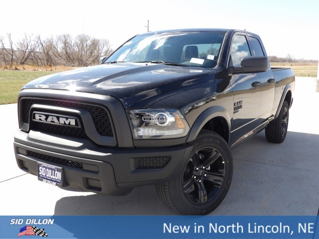 New 2024 Ram 1500 Warlock Extended Cab in #10R0590 | Sid Dillon
