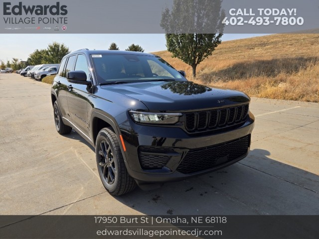 New 2025 Jeep Grand Cherokee Altitude 4D Sport Utility in Council Bluffs #V272060 | Edwards Auto ...