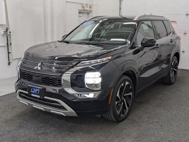 Pre-Owned 2022 Mitsubishi Outlander SEL Special Edition S-AWC in ...