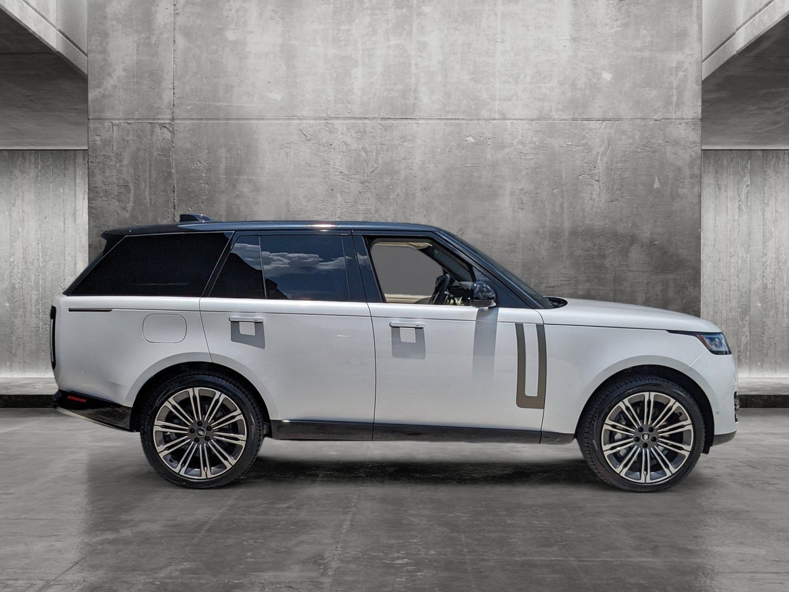 Pre-Owned 2024 Land Rover Range Rover SE Sport Utility in West Palm ...