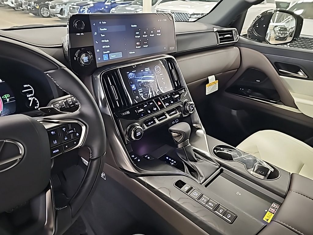 New 2024 Lexus LX 600 LUXURY 5-DOOR SUV 4X4 in Pittsburgh #L24960 | Rohrich Lexus