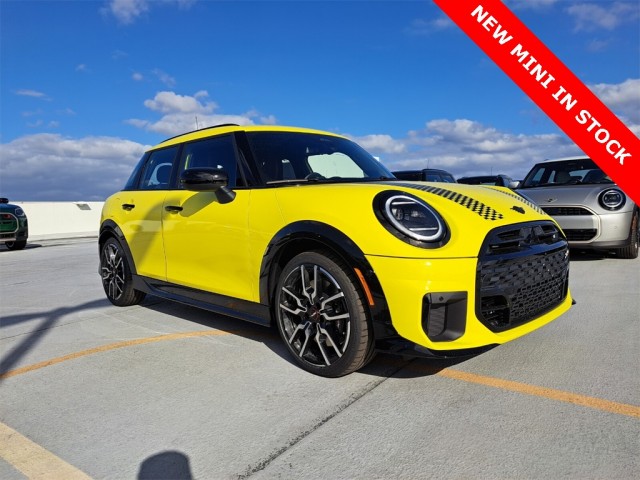 New 2025 MINI Cooper S 4 DOOR HARDTOP Iconic 4D Hatchback in Miami # ...