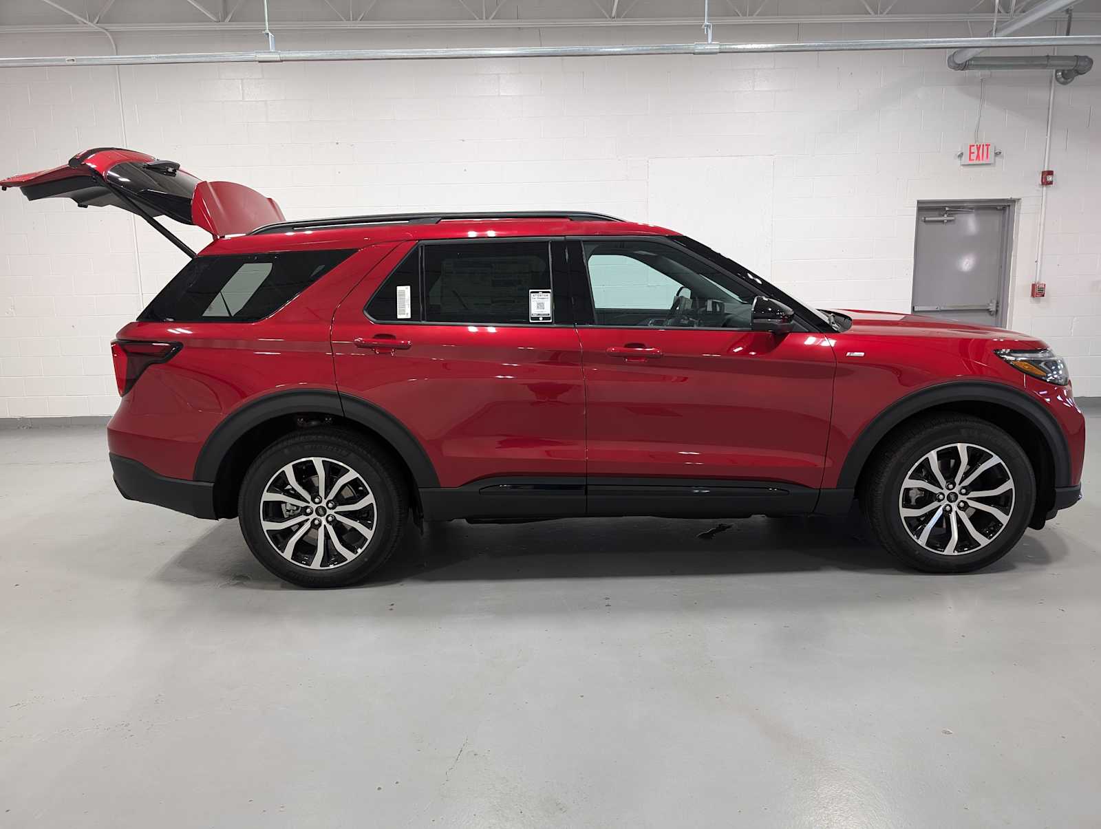 New 2025 Ford Explorer ST-Line in Rapid Red Metallic Tinted Clearcoat ...