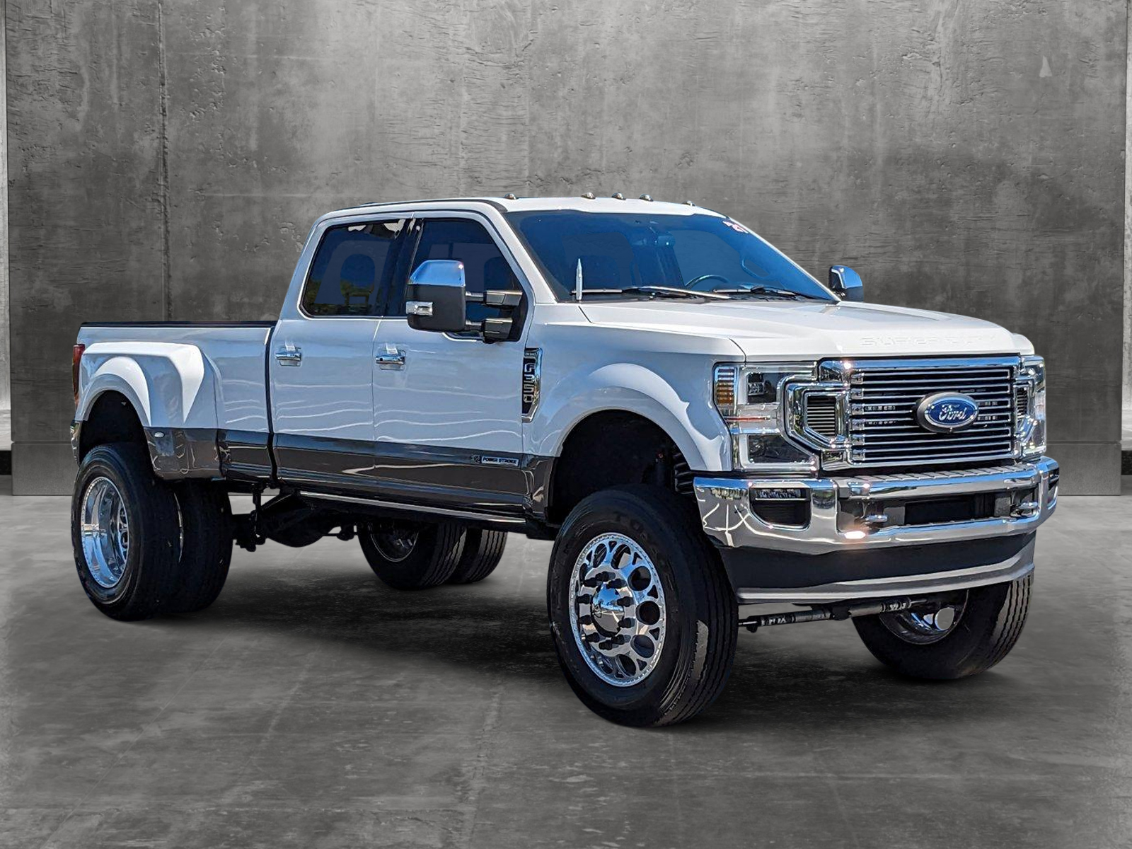 2022 Ford F350 King Ranch Dually Lifted