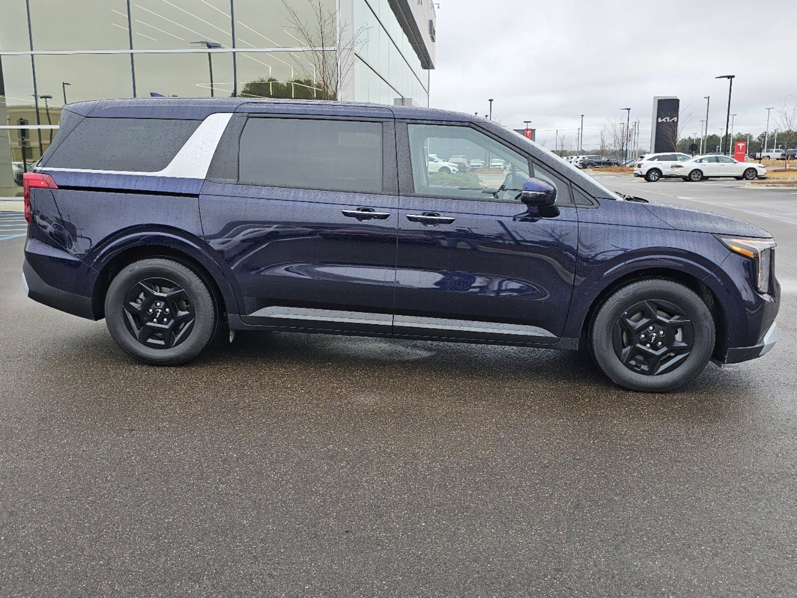 New 2025 Kia Carnival LXS Mini-van, Passenger in Brandon #K466038 ...