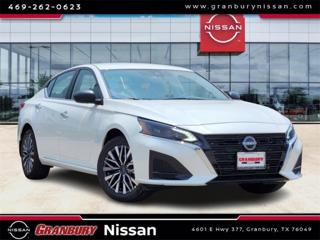 New 2024 Nissan Altima SV Car in Granbury #N437557 | Granbury Nissan
