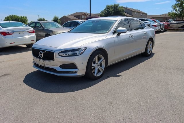 Pre-Owned 2018 Volvo S90 Momentum Sedan in Bartlesville #24396A | Patriot GMC