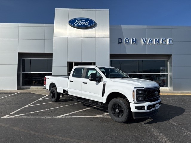 New 2025 Ford Super Duty F-250® XL Crew Cab in Marshfield #35189 | Don ...