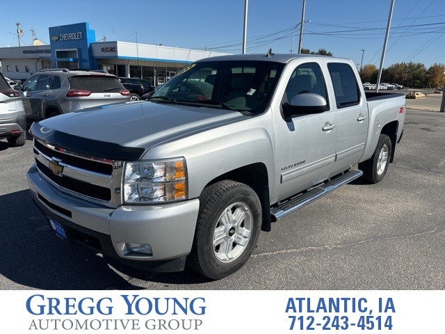 Pre-Owned 2011 Chevrolet Silverado 1500 LTZ 4D Crew Cab in Marshalltown ...
