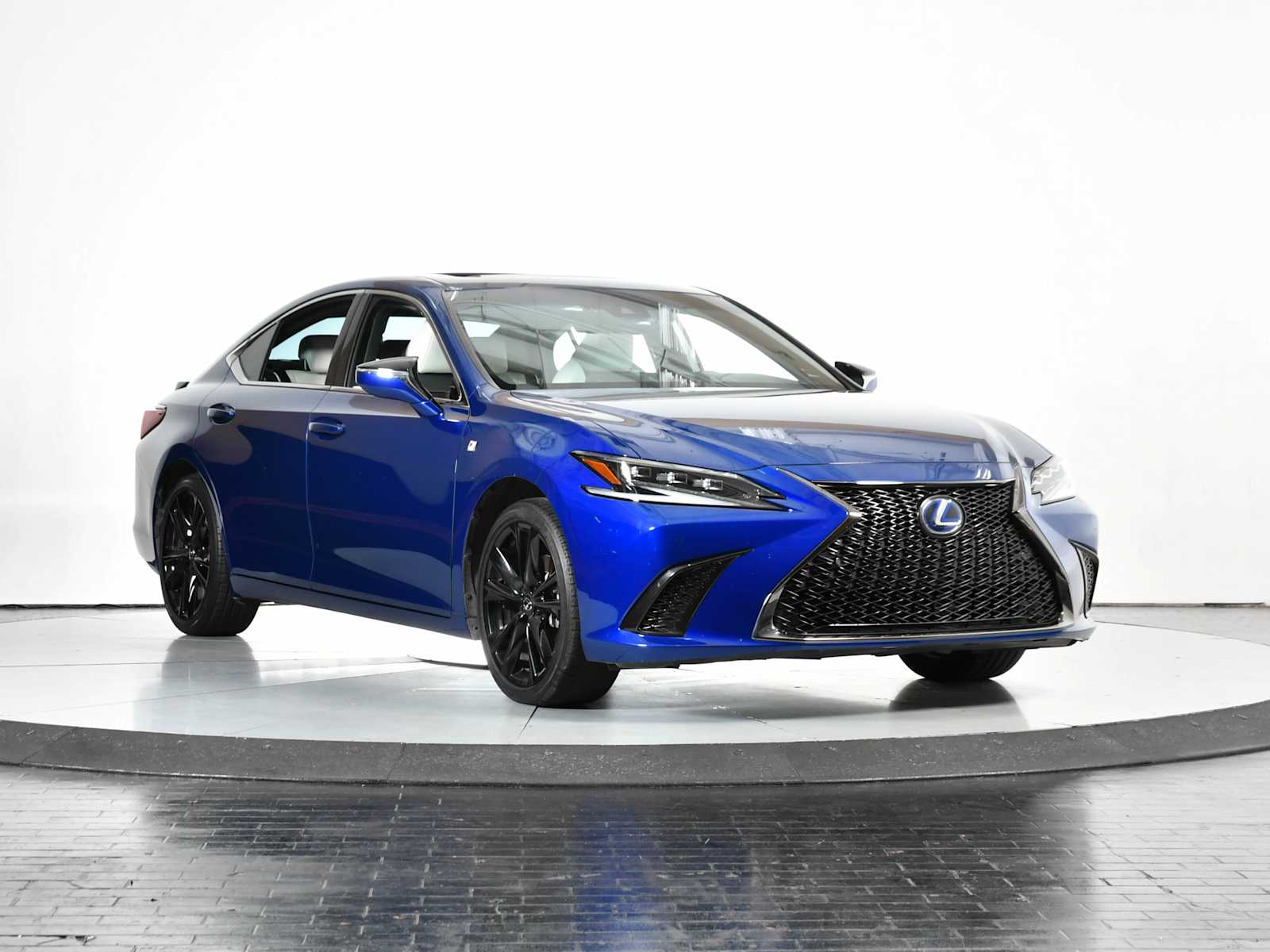 L/Certified 2022 Lexus ES 300h F SPORT 4dr Car in Dallas #453590A | Sewell Lexus of Dallas