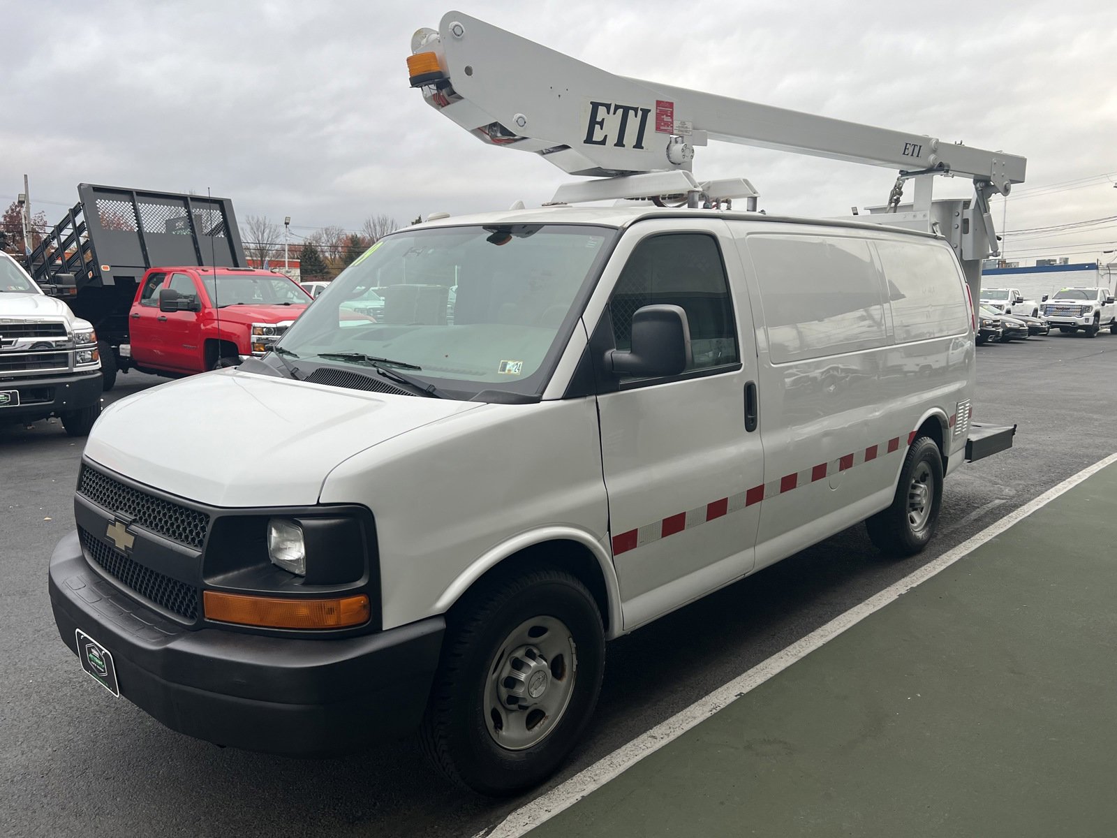 Pre-Owned 2009 Chevrolet Express 3500 Bucket Van Full-size Cargo Van in ...