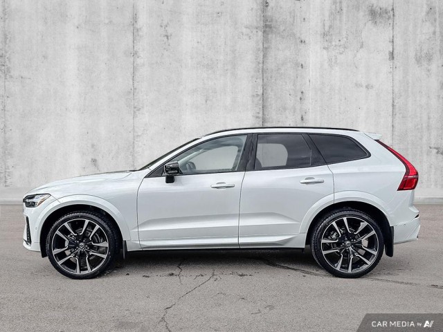 New 2025 Volvo XC60 B5 AWD Ultra Dark Theme SUV for Sale #239010 | Volvo Cars Victoria