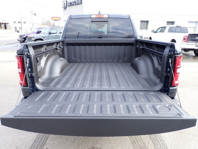 New 2026 RAM 1500 Express Crew Cab in Pittsburgh #6T064 | Ron Lewis ...