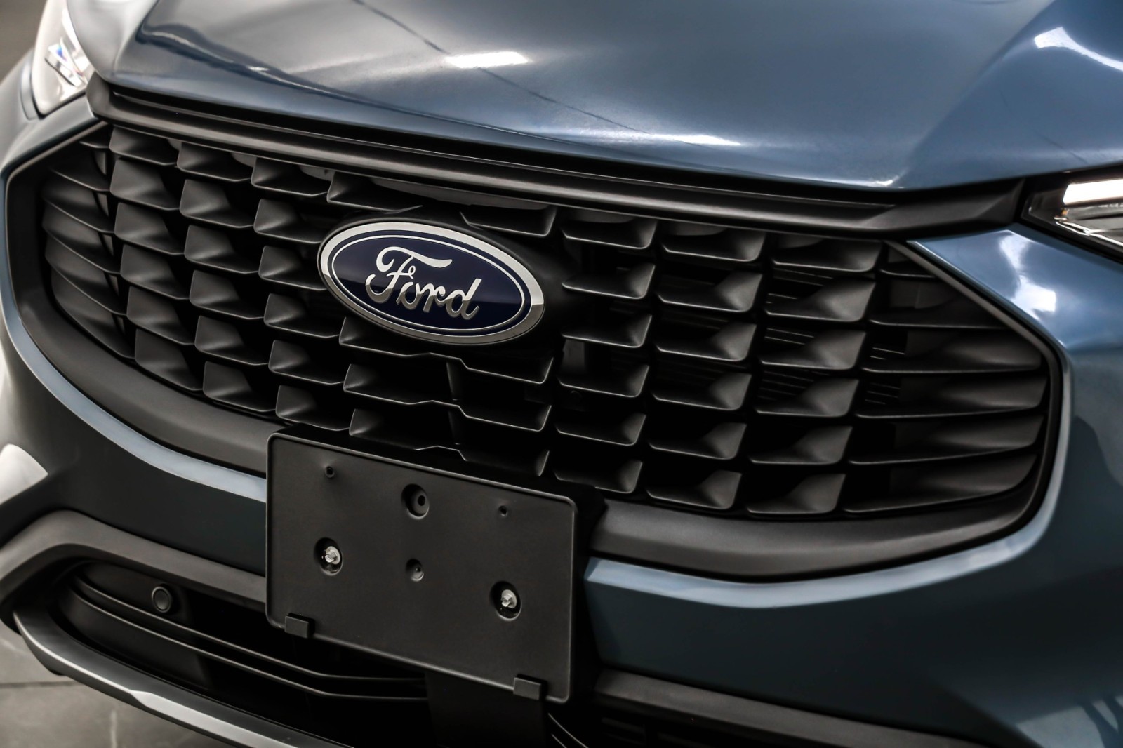 Pre-Owned 2023 Ford Escape Base FWD Sport Utility in Newport Beach # ...