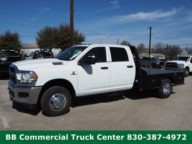 New 2024 RAM 3500 Chassis Cab Tradesman Crew Cab in New Braunfels #TG301757 | Bluebonnet ...