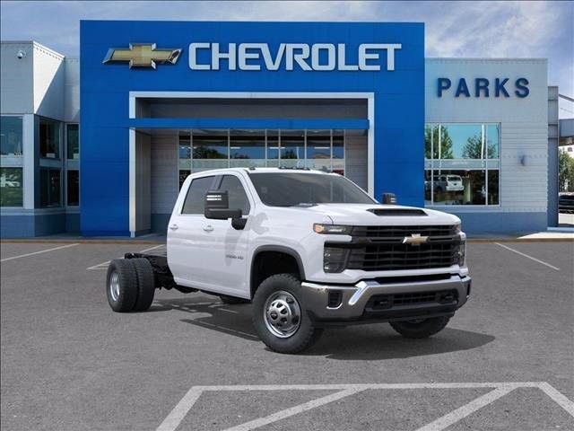 New 2025 Chevrolet Silverado 3500 HD Chassis Cab Work Truck Crew Cab in ...