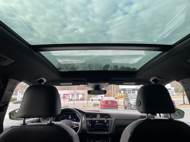 Certified Pre-Owned 2024 Volkswagen Tiguan 2.0T SE R-Line Black 4D ...