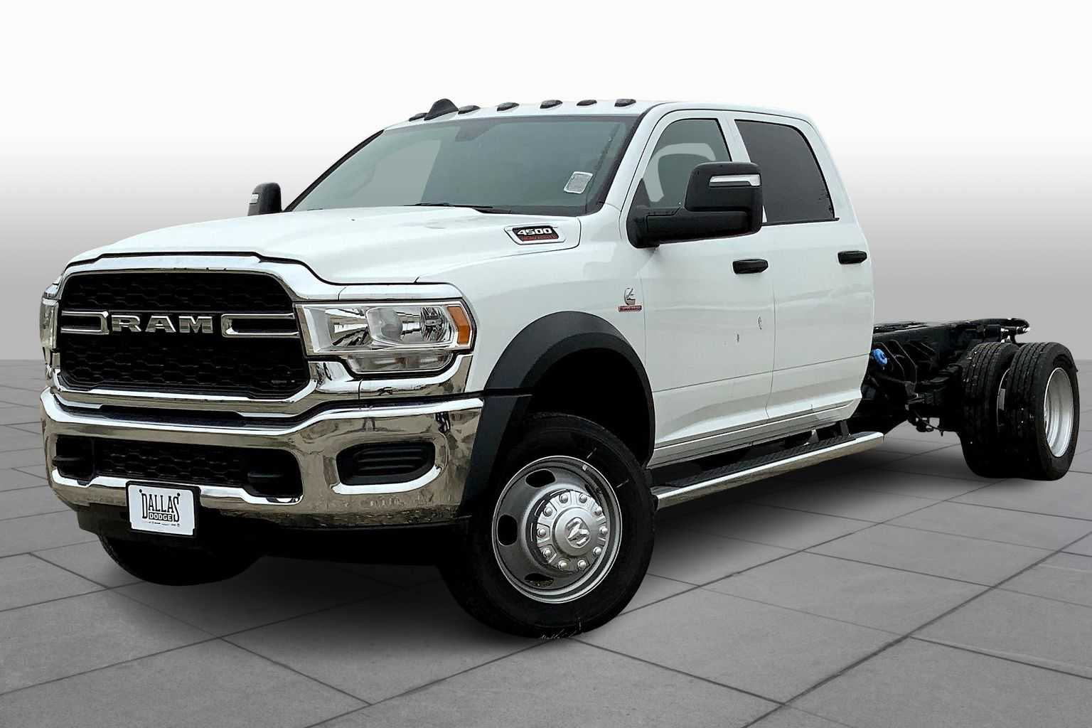 New 2024 RAM 4500 Chassis Cab Tradesman Crew Cab in Dallas #RG299589 ...