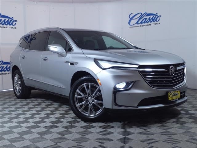 2022 Buick Enclave Silver