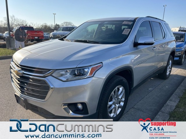 Pre-Owned 2020 Chevrolet Traverse LT Clothin Paris #63141 | Dan Cummins ...