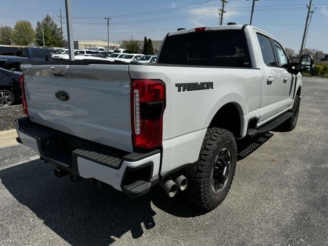 New 2025 Ford Super Duty F-250® Lariat® Crew Cab in Kansas City ...