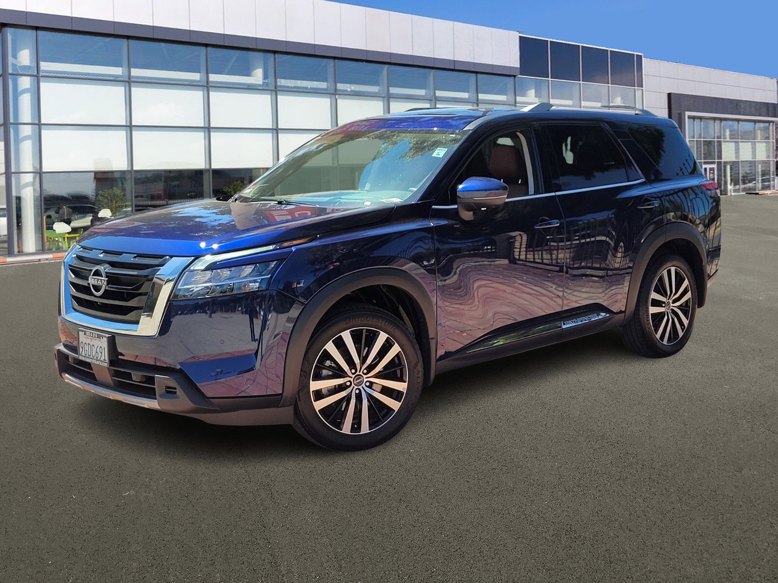 2022 Nissan Pathfinder Blue