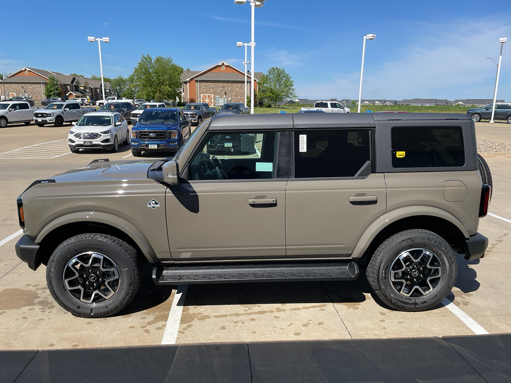 New Marsh Gray 2025 Ford Bronco Outer Banks® SUV For Sale in Pella ...