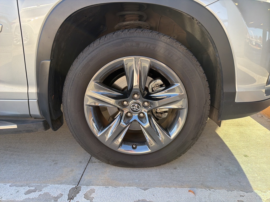 Pre-Owned 2019 Toyota Highlander 4D Sport Utility in Oklahoma City # ...