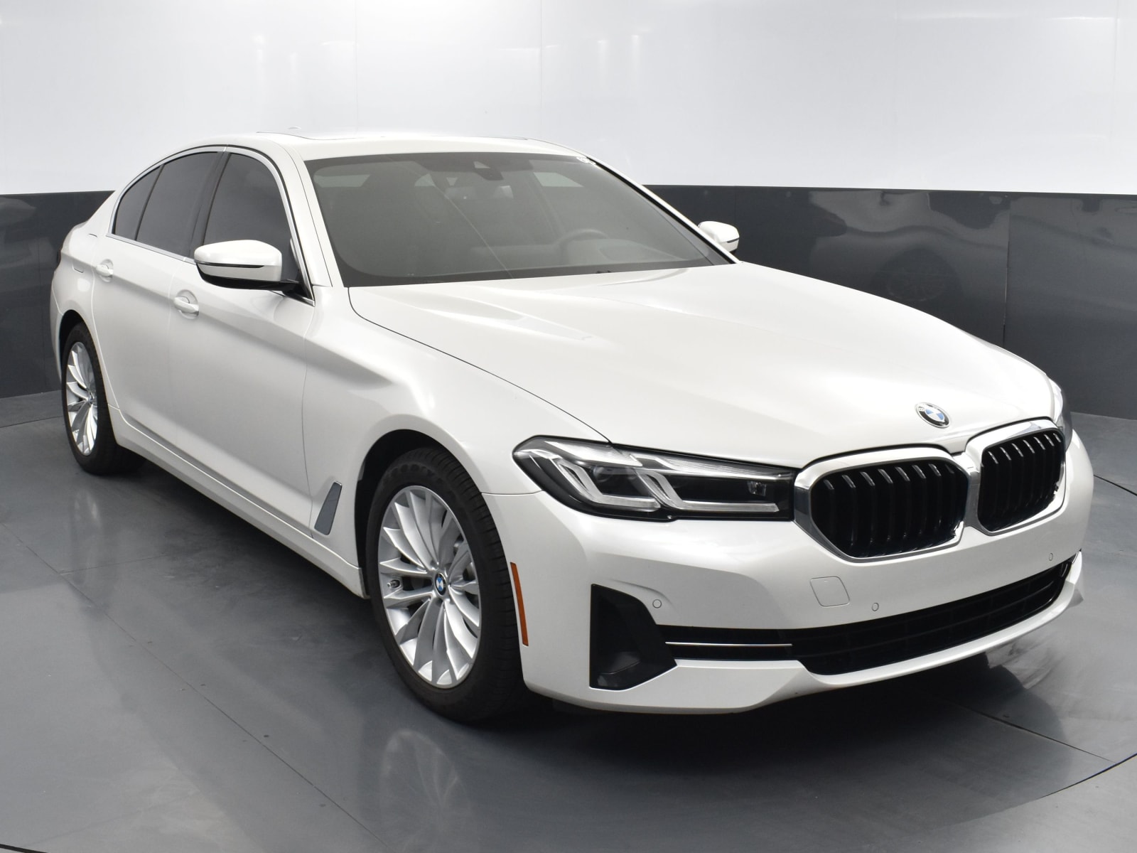 Bmw 525i 2022 White