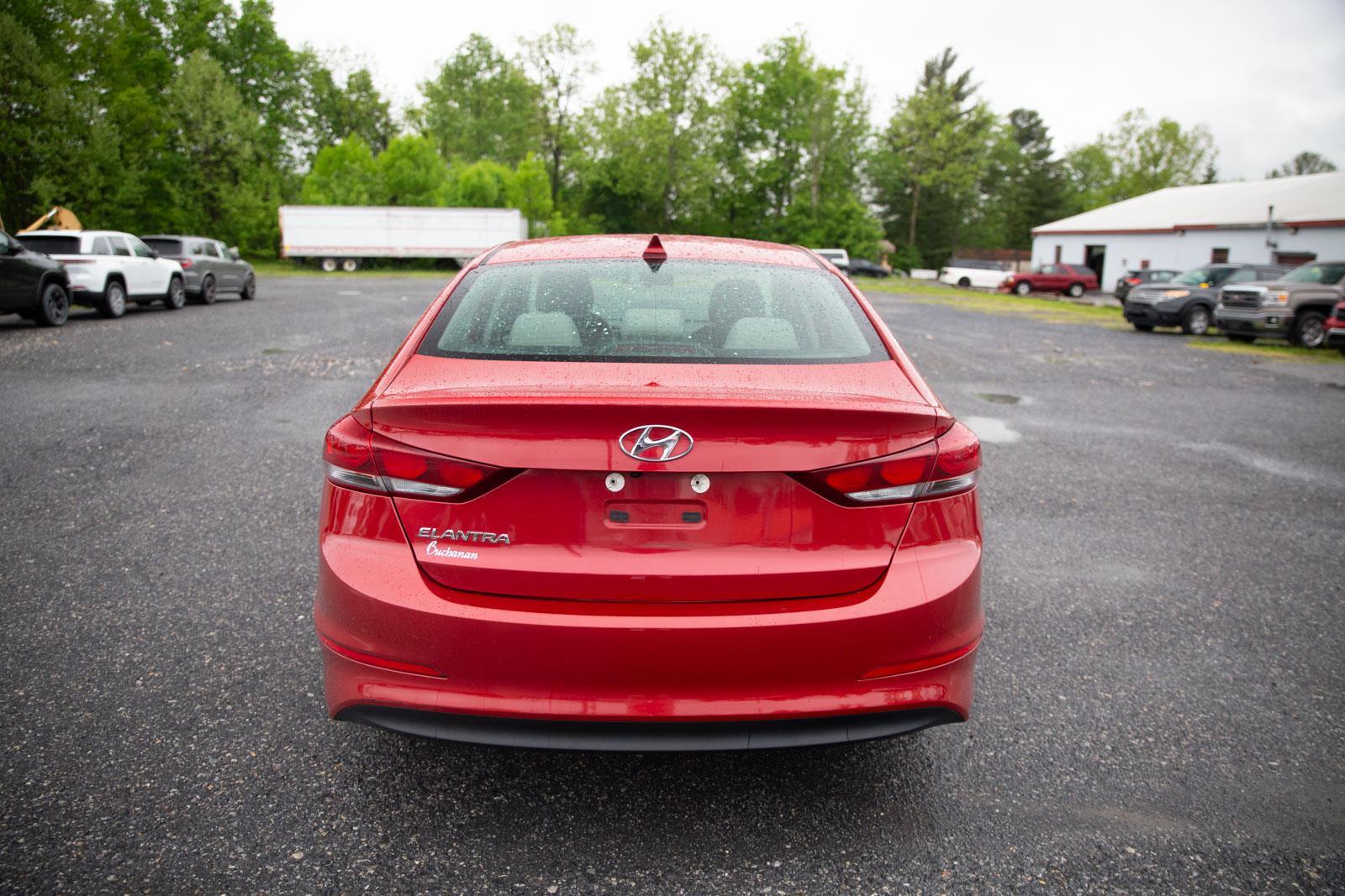 Pre-Owned 2018 Hyundai Elantra SEL Sedan in Waynesboro #U16619 ...